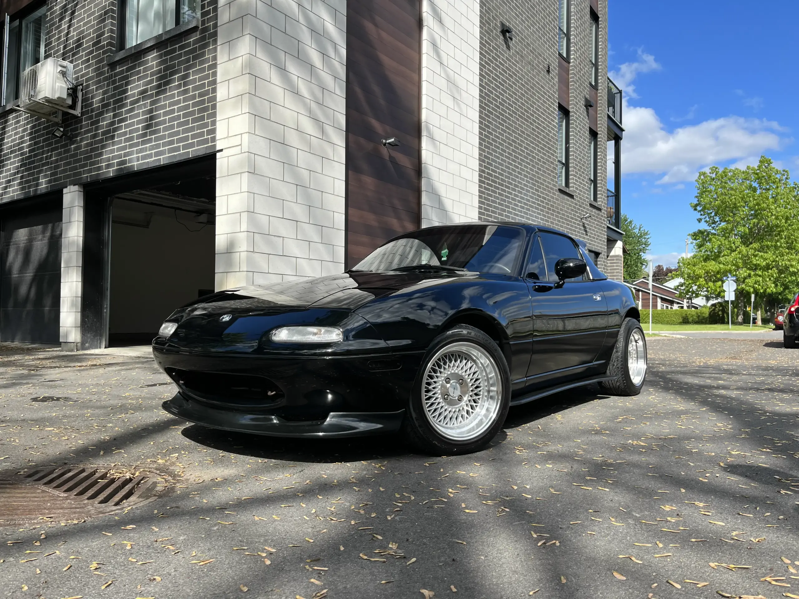 Mazda Miata 1995 - Action Picture Car
