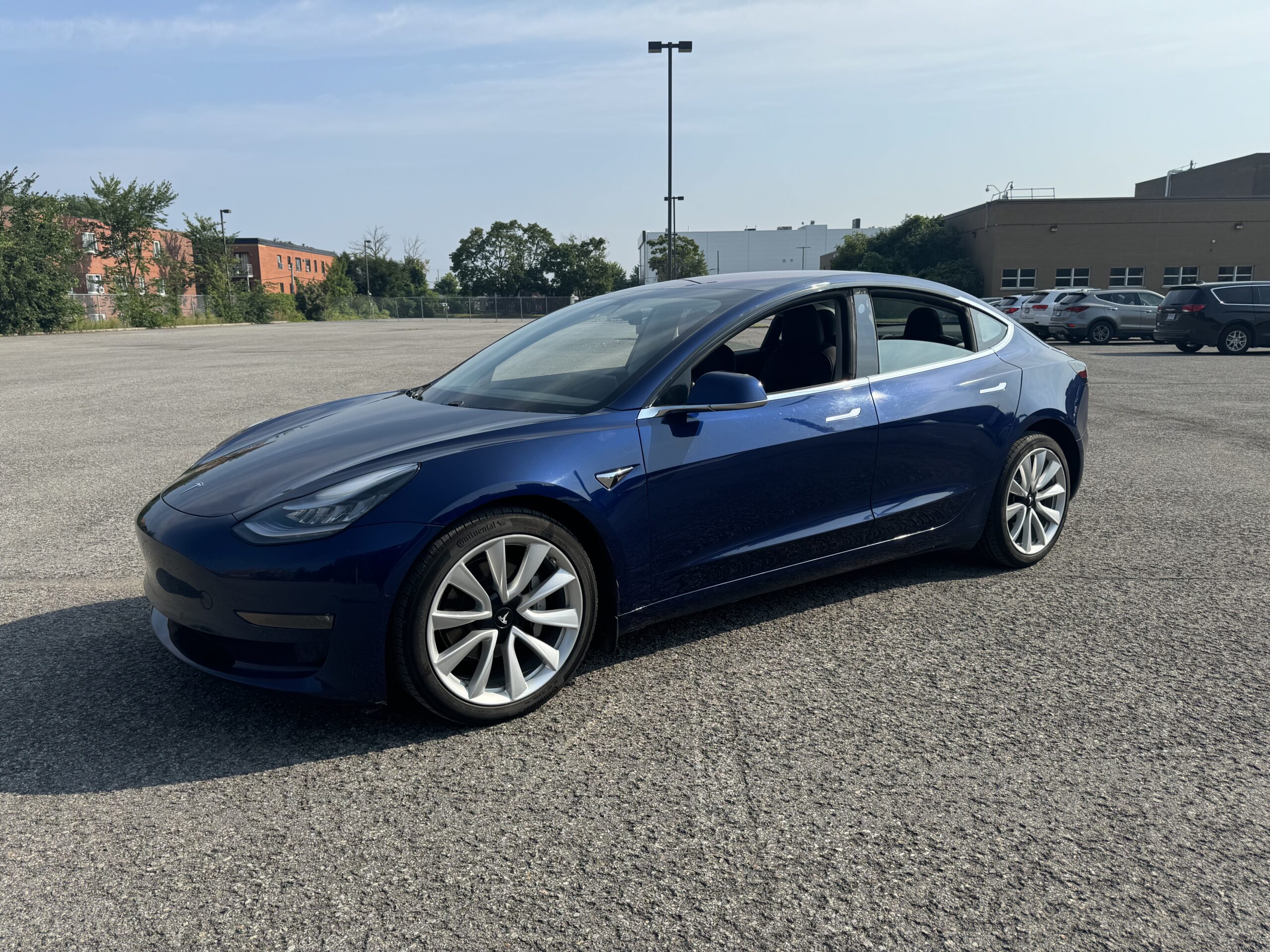 Tesla Model Y 2019 - Action Picture Car